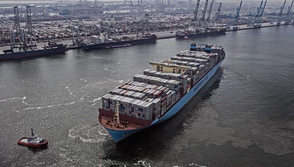 Maersk secures green e-methanol for worlds first carbon neutral ...