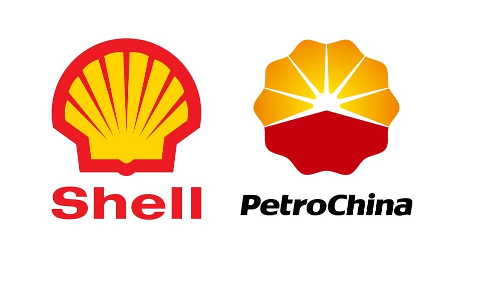 Shell and PetroChina sign world's first carbon-neutral term LNG deal